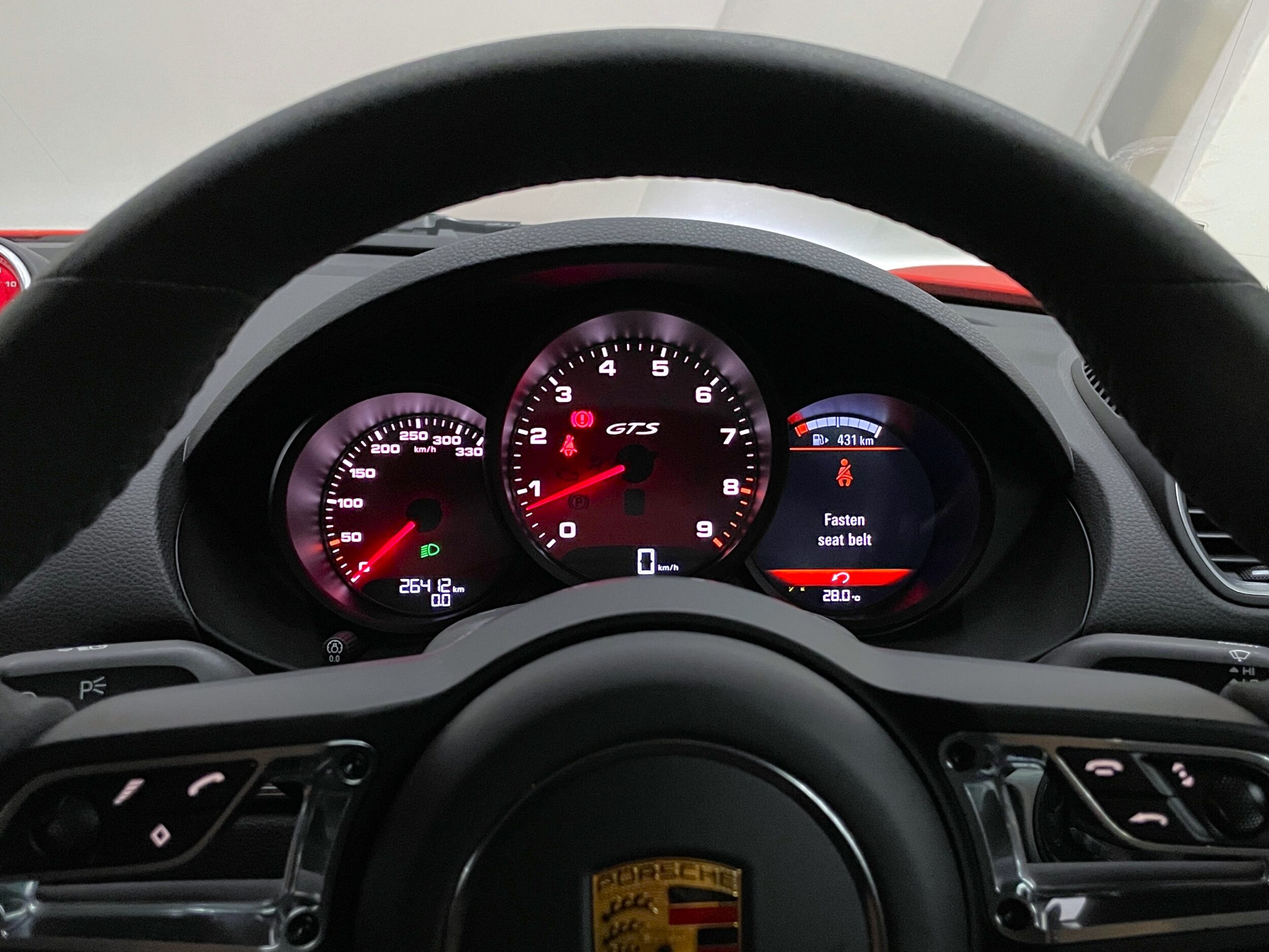 2022 718 Cayman GTS 4.0 MT Lava Orange Comm 614563 - Porsche Centre ...